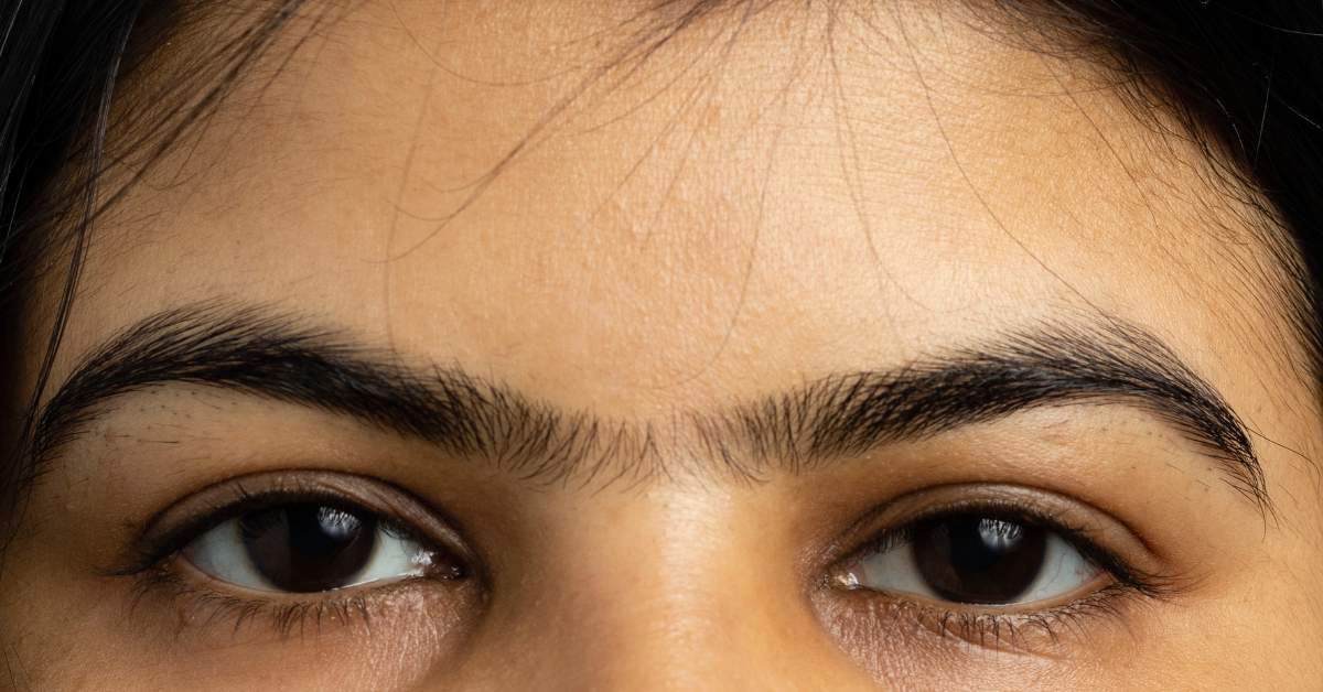 Monobrew jak się jej pozbyć? - Depilacja.pl